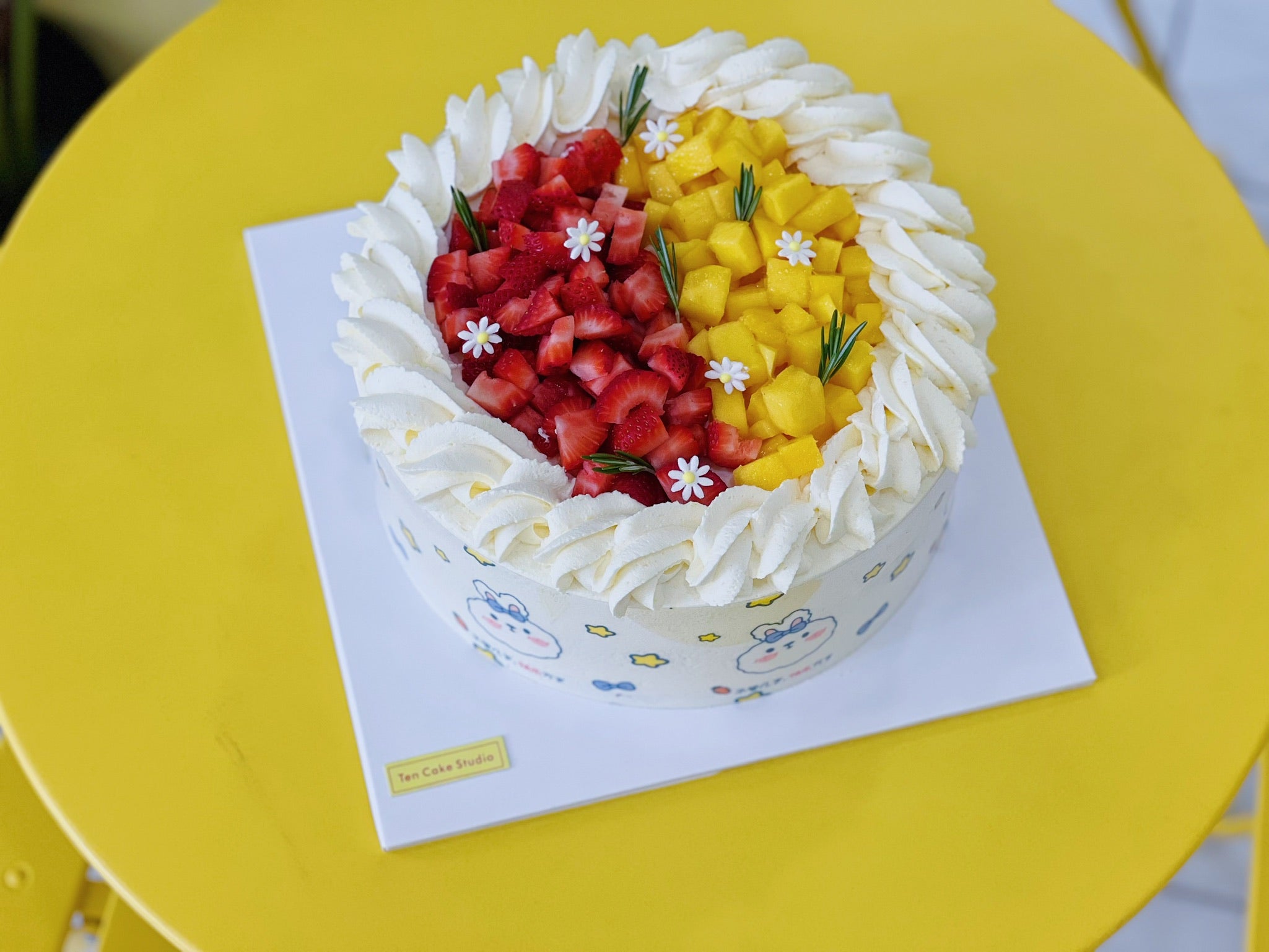 Whole Cakes – Tencakestudio.com